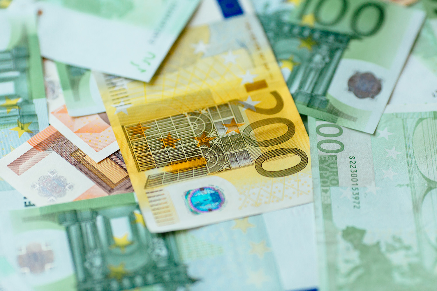 The Euro Currency Celebrates Its 25 Years - Schengen Visa Information